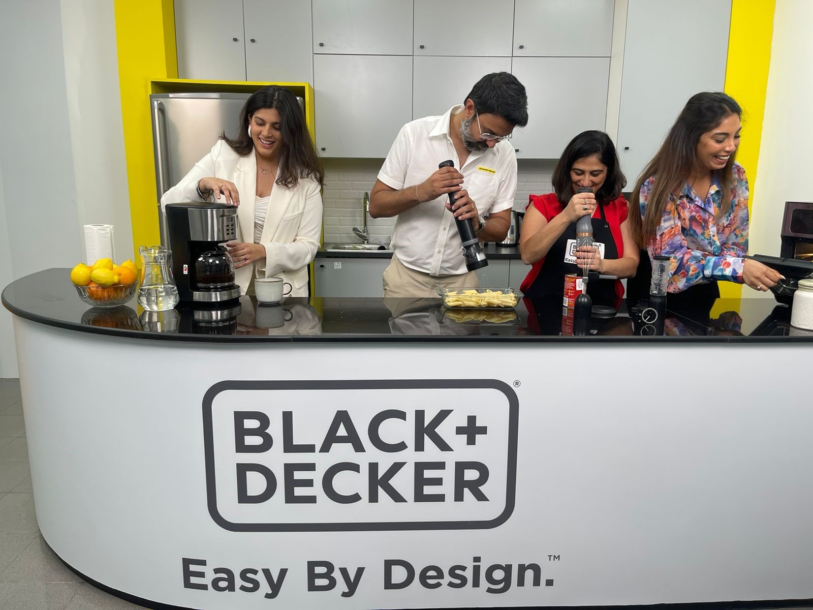 BLACK+DECKER unveils the Kitchen Wand - A cordless, rechargeable ...