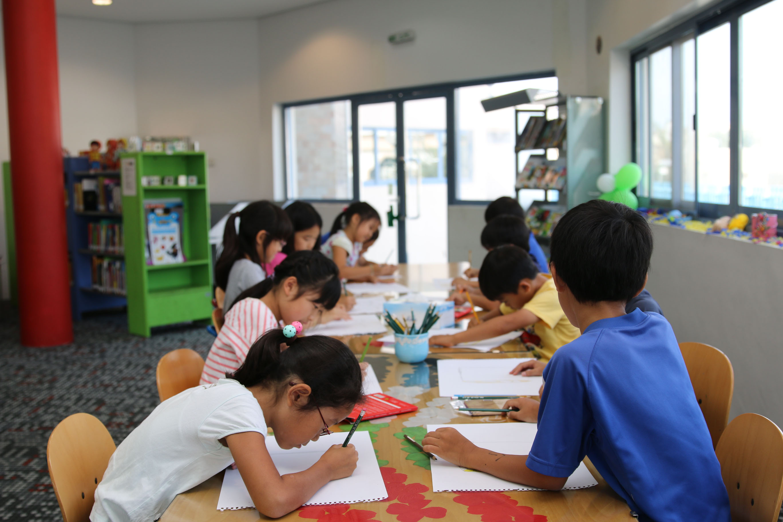 Dubai Public Library marks Library Week with forum for school students
