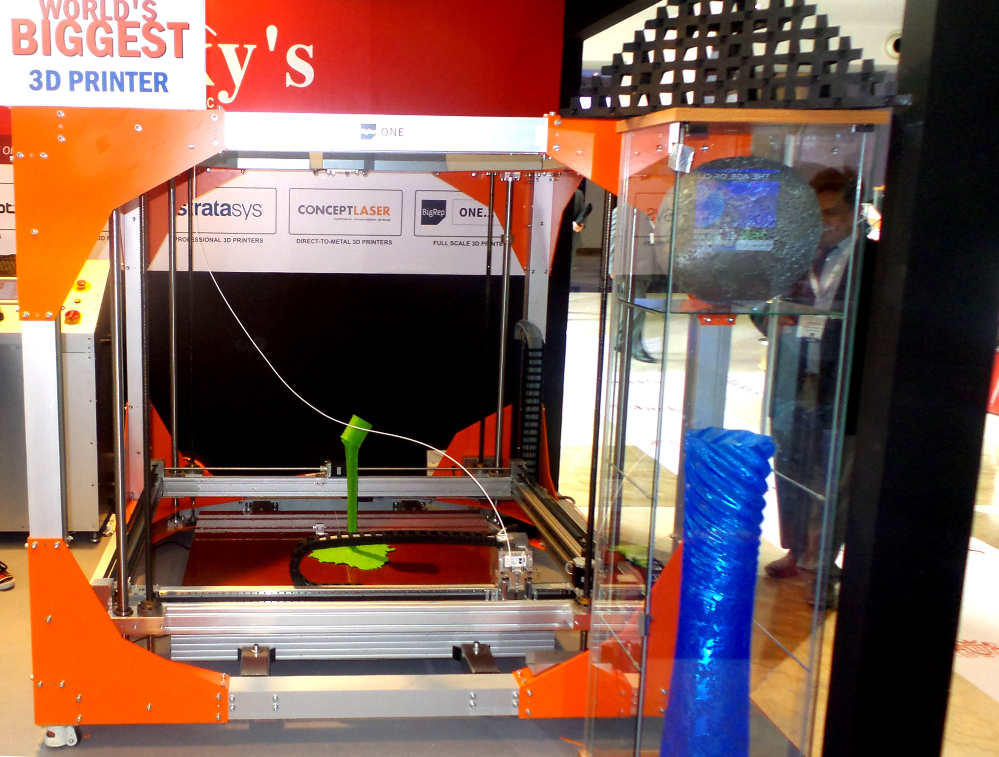 Jackys Business Solutions brings worlds largest 3D printer to the Middle East