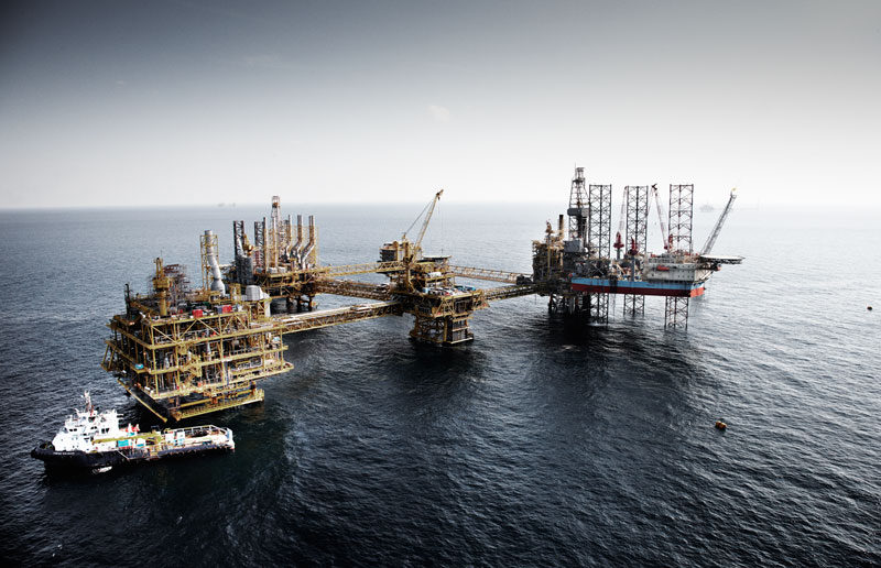 Oil Rigs & Offshore Oil Sector Jobs in the Middle East